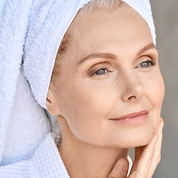 How The Skin Changes After Menopause + Real Ways To Minimize Aging